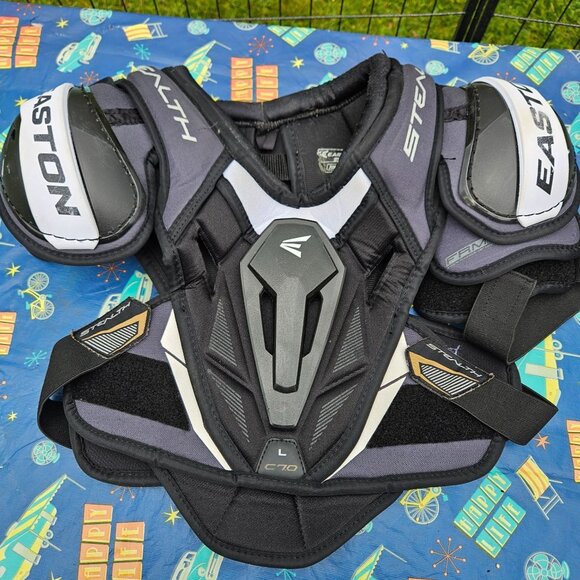 Easton | Toys | Easton Stealth C7 Ice Hockey Shoulder Pad Junior Large ...